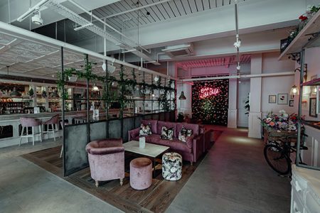 Florist Watford Restaurant and bar - Premier Hospitality