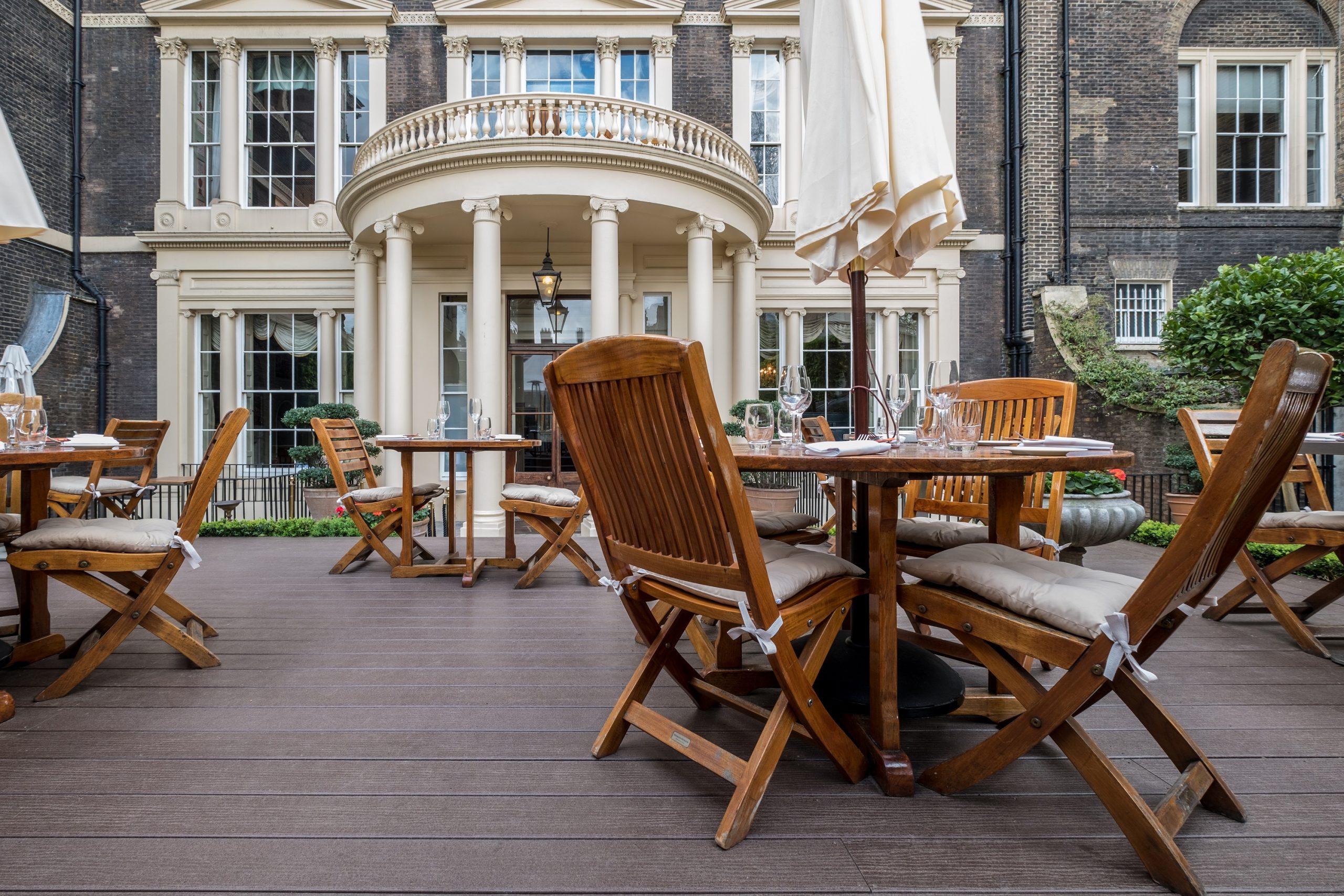 ecodek® composite decking presents a safe, sustainable solution for ...