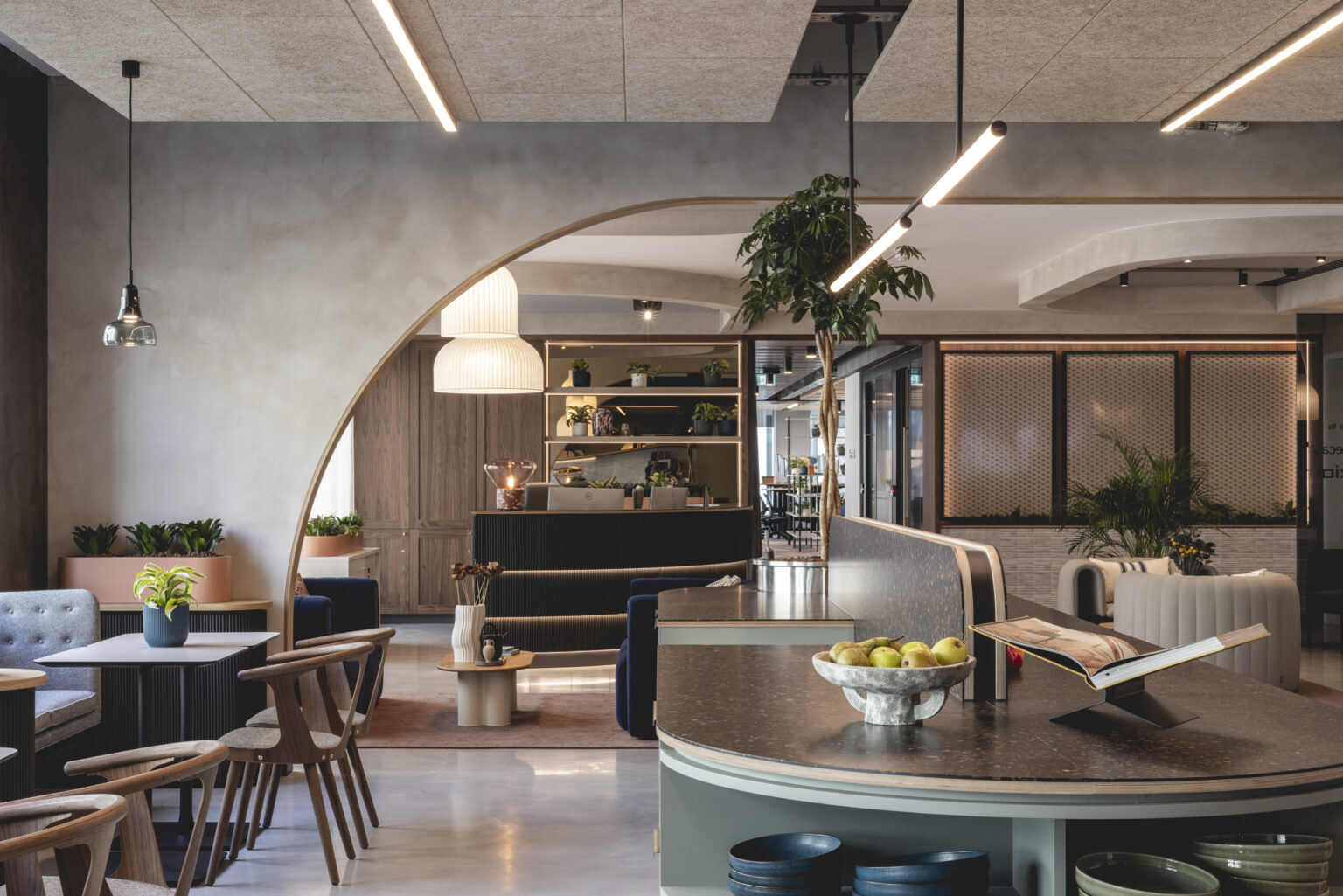 Ekho Studio completes 7,000 sq ft office design, bringing Alexion into ...