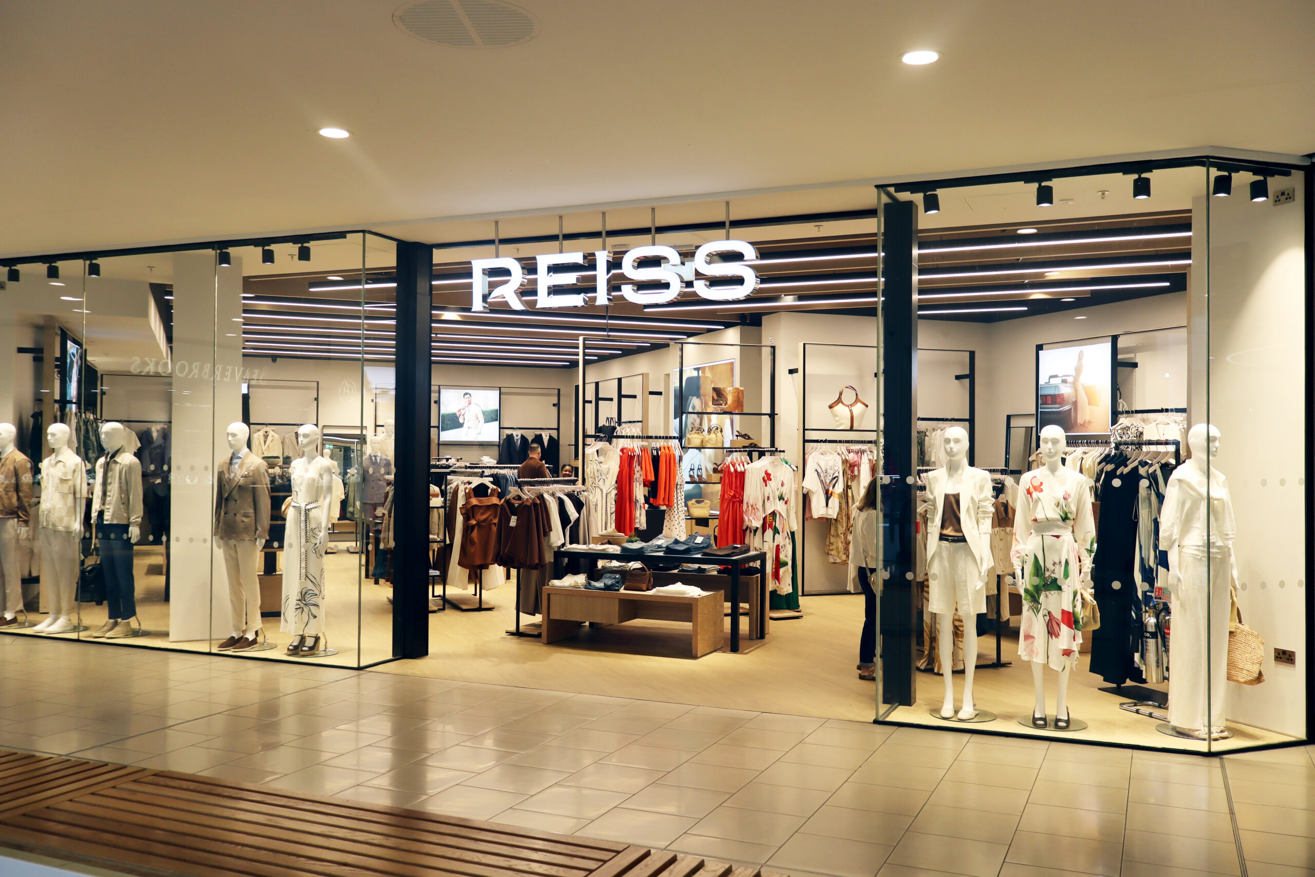 Reiss opens new store at Lakeside Shopping Centre - Industry News