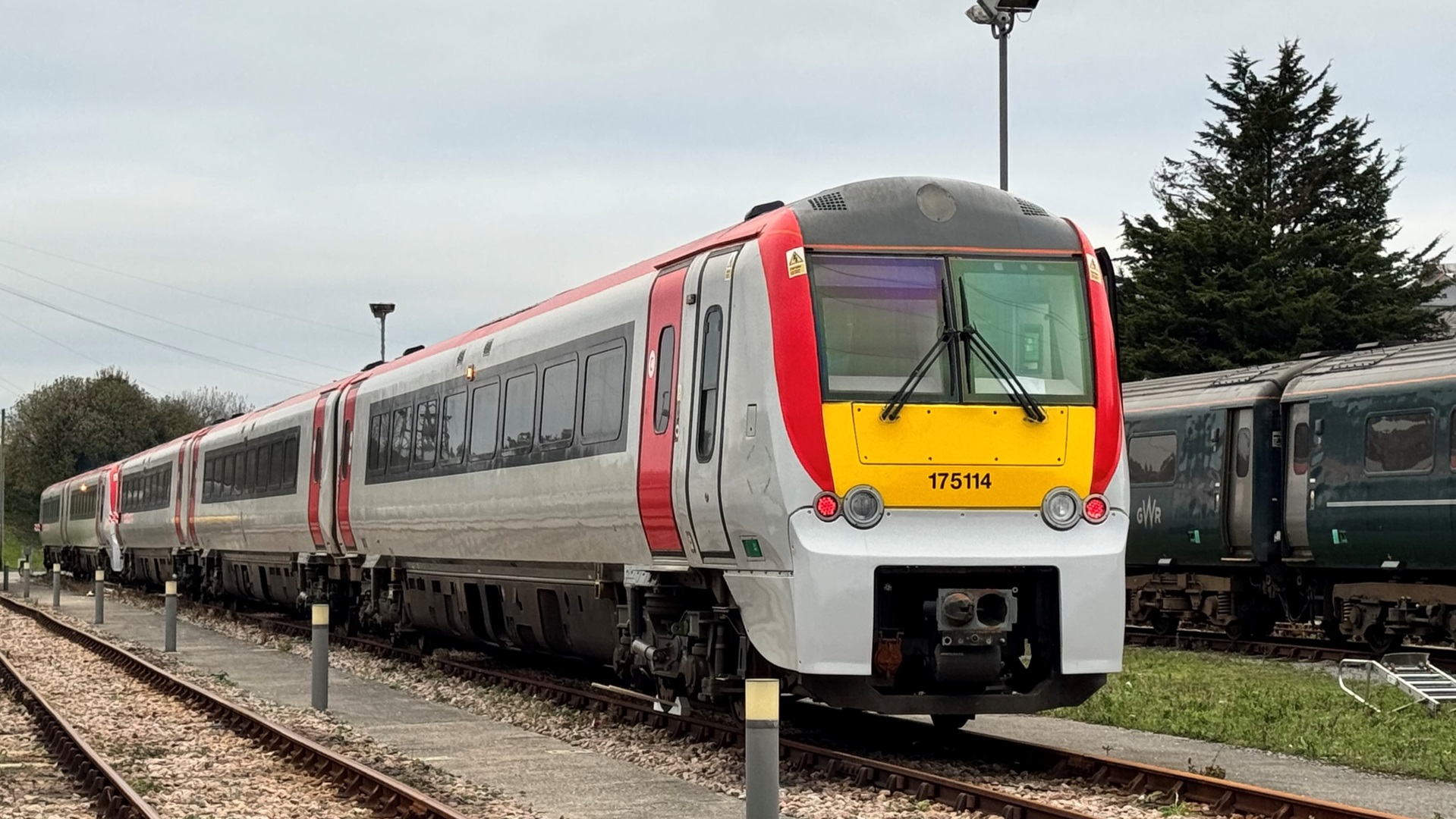 Alstom signs an eight-year services contract to support GWR with Class 175 fleet reintroduction ...