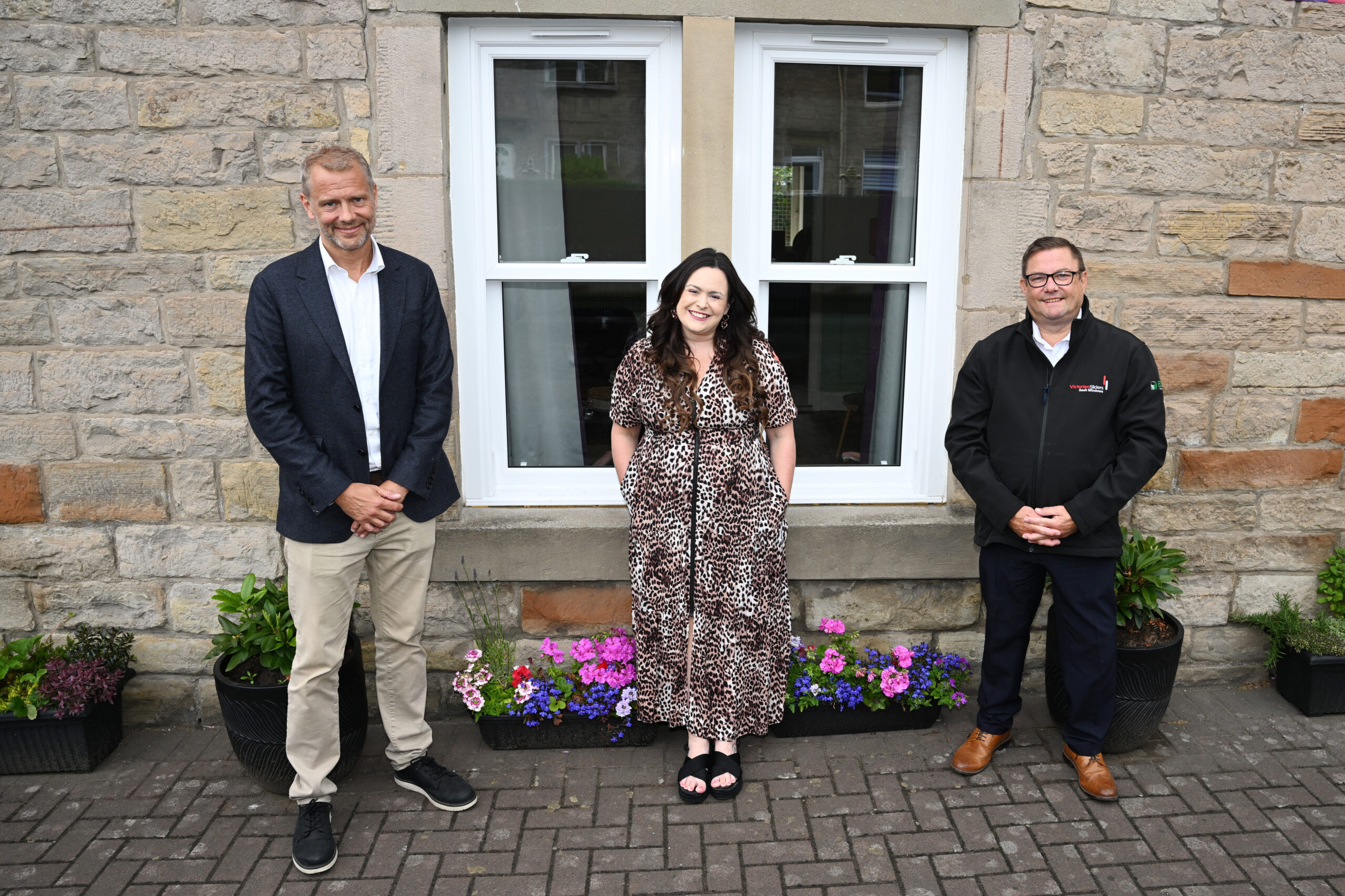 Victorian sliders donates bespoke sliding sash windows to Scottish ...