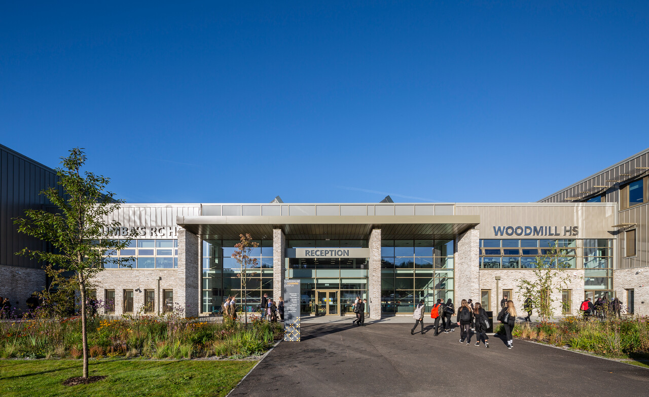 World’s largest Passivhaus school delivers £433k energy saving and cuts ...